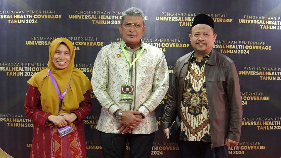 Kota Kendari Kembali Raih Penghargaan UHC Award Tahun 2024 Kategori ... Kota Kendari Kembali Raih Penghargaan UHC Award Tahun 2024 Kategori ...